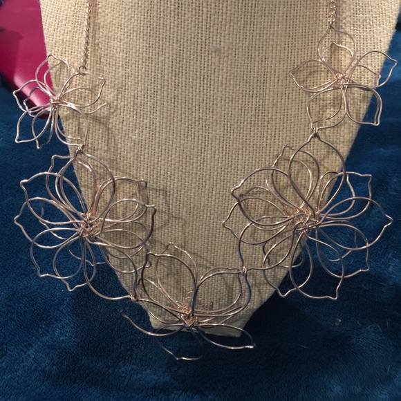 torrid | Jewelry | Rose Gold Wire Necklace | Poshmark